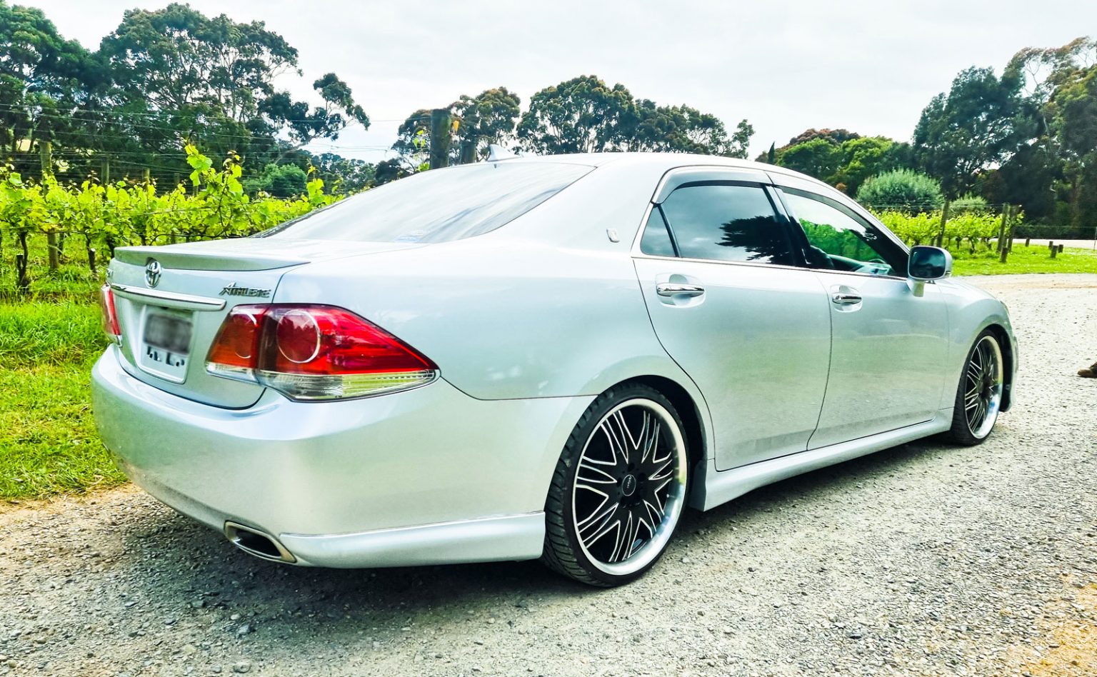 Toyota Crown Athlete 2011 GRS 204 – MyCarZone.com.au