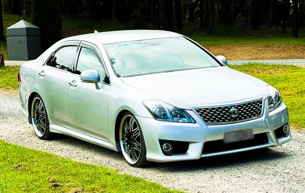 Toyota Crown Athlete 2011 GRS 204 – MyCarZone.com.au